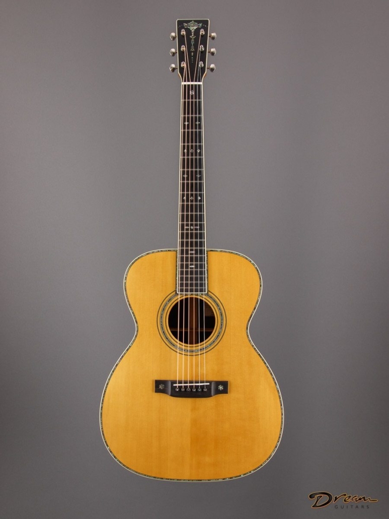 2010 Moonstone 000-42, Cocobolo/Adirondack Spruce - Dream Guitars