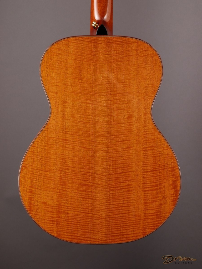2016 Heinonen SJ, Fiddleback Mahogany/Adirondack Spruce - Dream Guitars