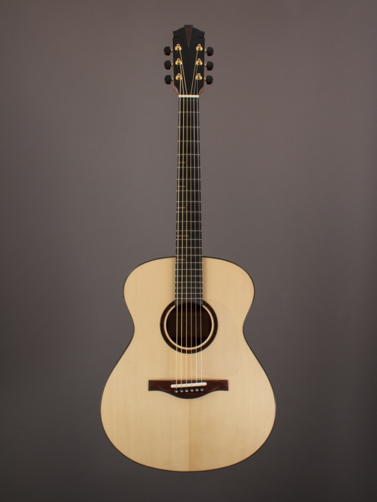 2017 Buendia OM, Madagascar Rosewood/German Spruce - Dream Guitars