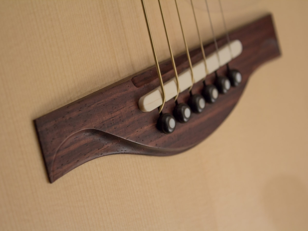 2017 Buendia OM, Madagascar Rosewood/German Spruce - Dream Guitars