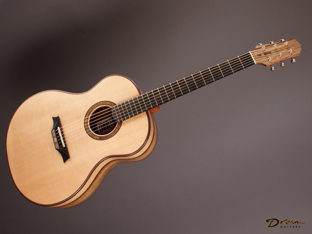 Brand New Indian Hill Concert, Black Limba/Lutz Spruce - Dream Guitars