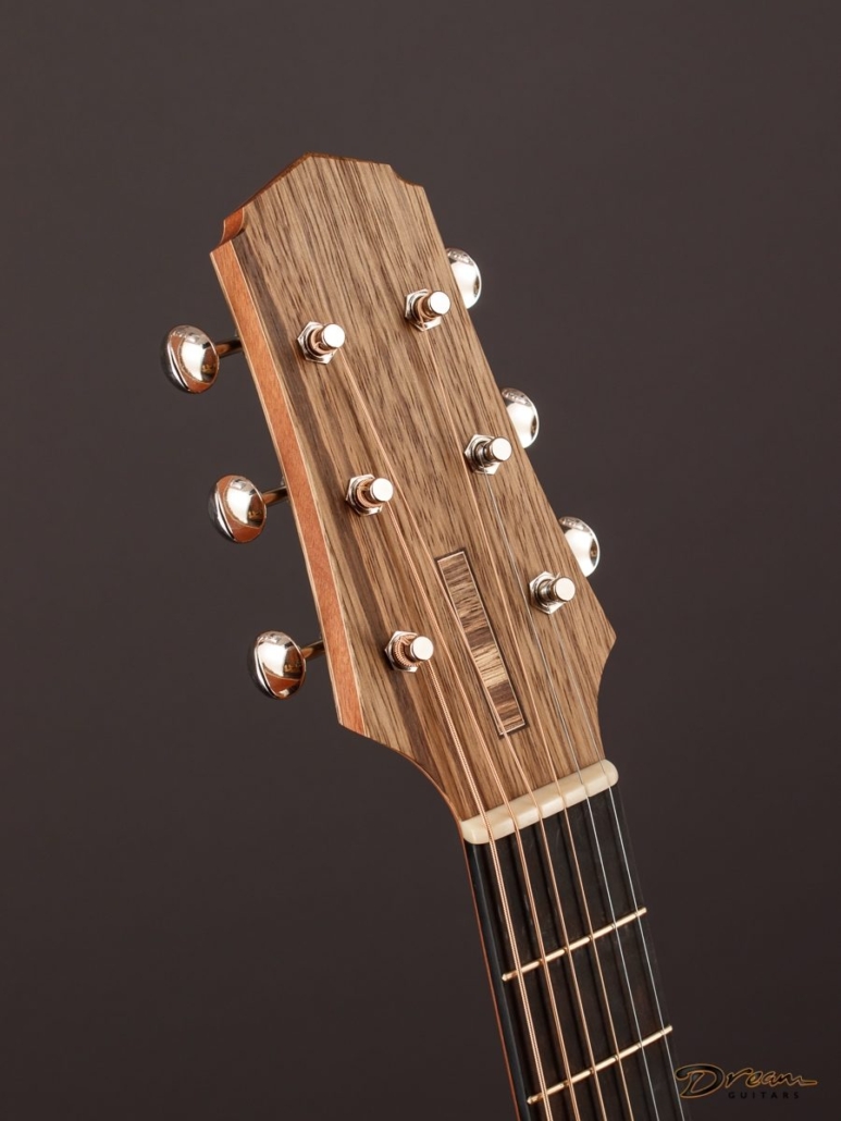 Brand New Indian Hill Concert, Black Limba/Lutz Spruce - Dream Guitars