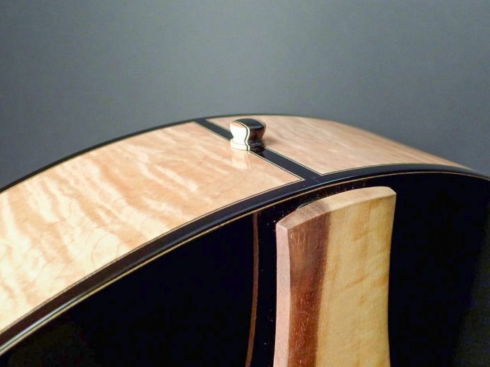 New Martin Keith Auriole Curly Maple/Sitka - Dream Guitars