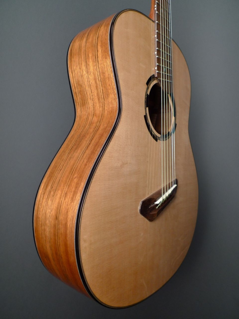 New Soderlund Multi-Scale Short Baritone Ovangkol/Sitka - Dream Guitars