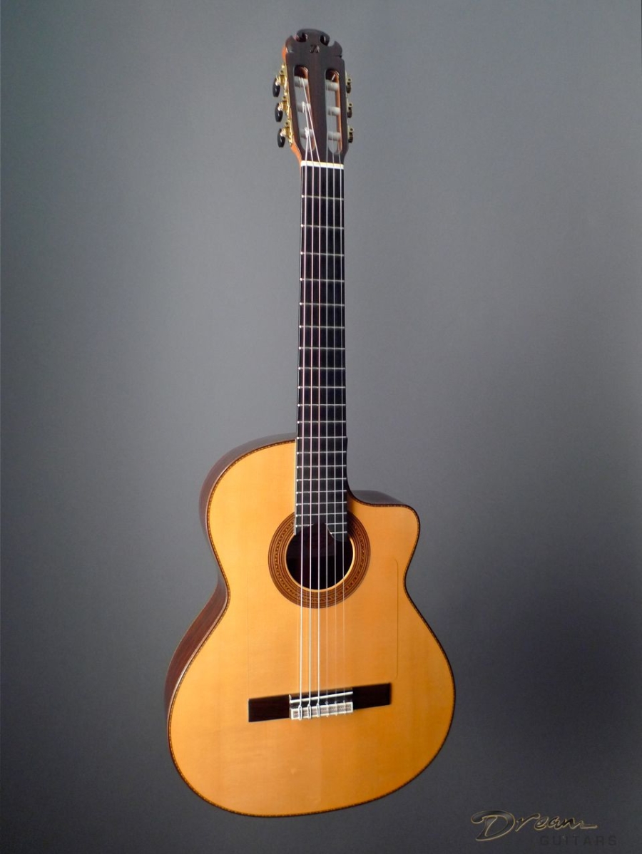 Best Flamenco Guitars | Spanish Guitars | Dream Guitars