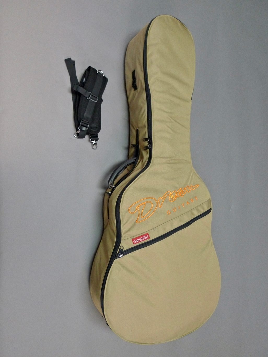 Caseadillo Case Cover - Sand - Sized for Calton OM 000 - Dream Guitars