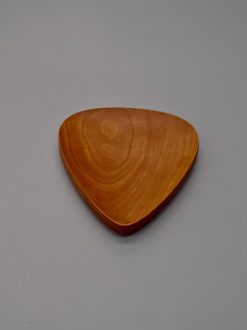 The Pick Dish by SolidGround Stands - Cherry - Dream Guitars