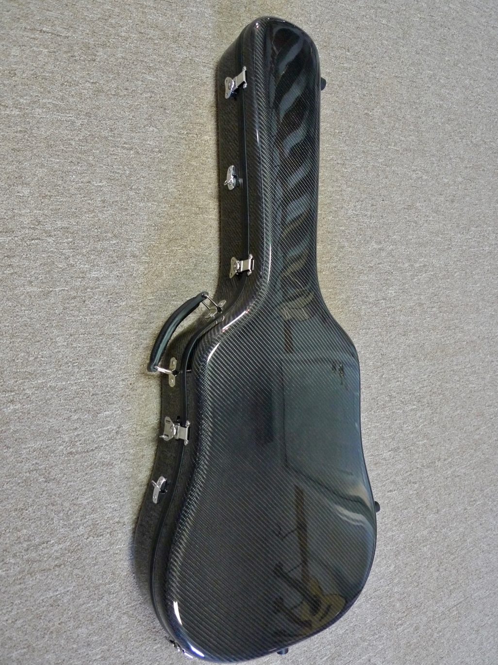 Karura Dreadnought Guitar Carbon Fiber Flight Case - Carbon/Blue Gray ...