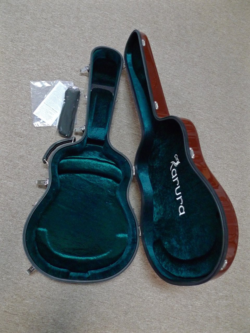 Karura OM Guitar Carbon Fiber Flight Case, Cocoa Brown/Royal Green ...