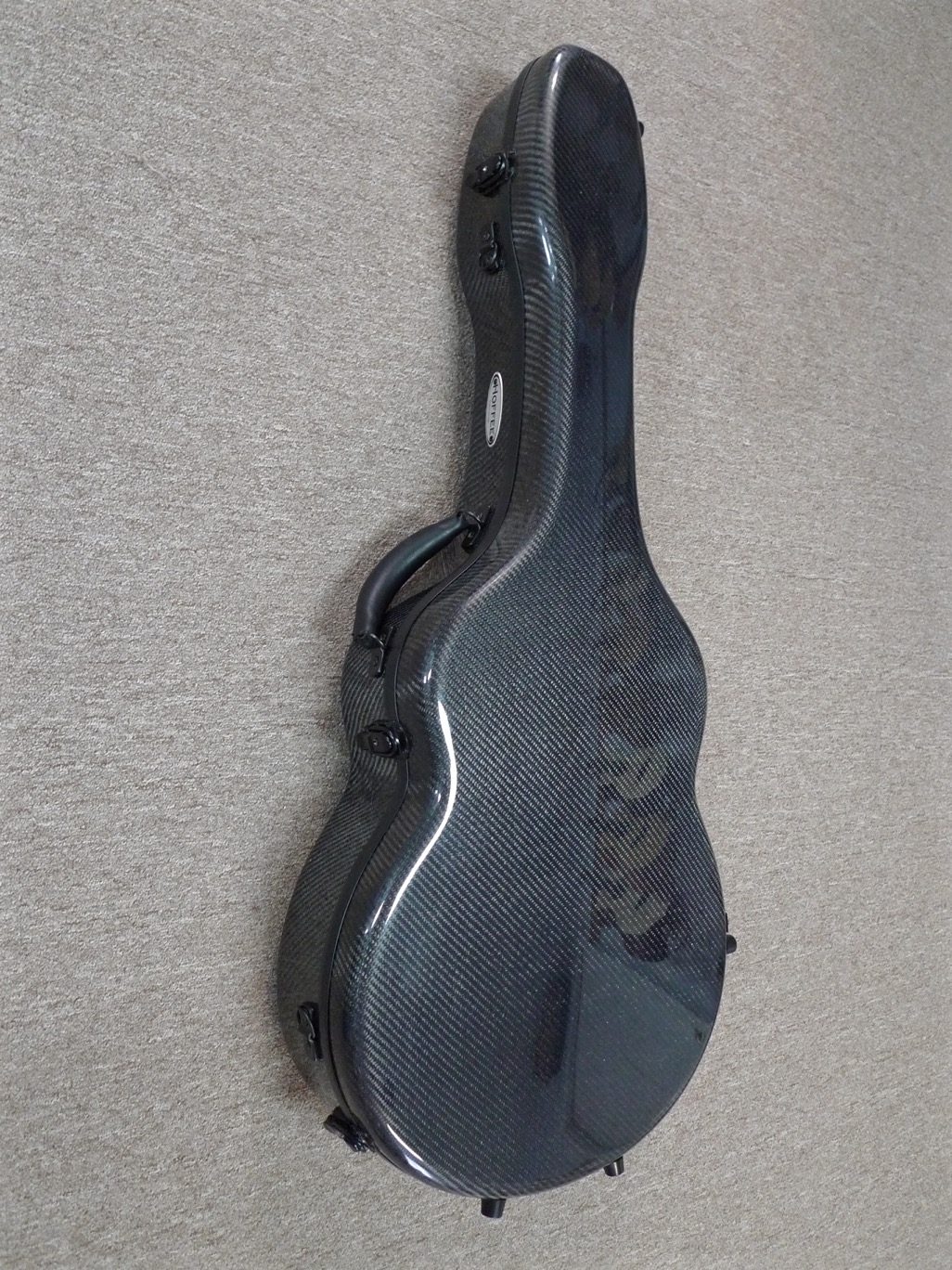 Hoffee Deluxe Carbon Fiber Case, Dreadnought, Black/Black - Dream Guitars