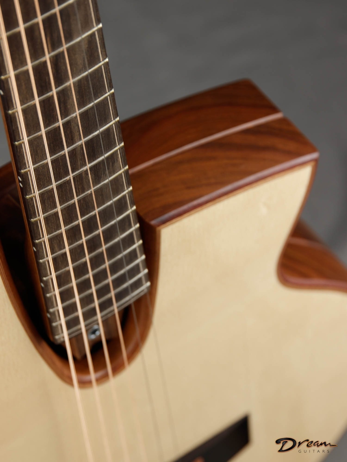 Brand New Mervyn Davis SmoothTalker OM, African Kiaat/Swiss Spruce ...