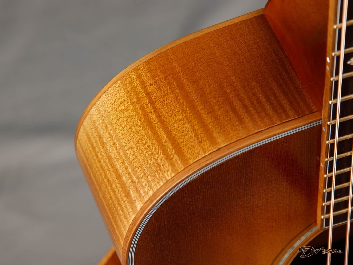 Brand New Robson Luthiers For A Cause OM, Maple/Sitka - Dream Guitars