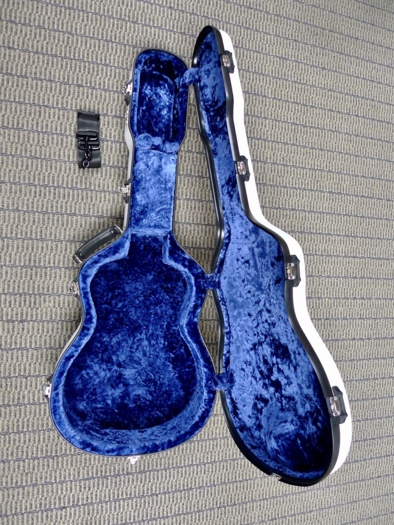 Calton Guitar Cases | Dream Guitars