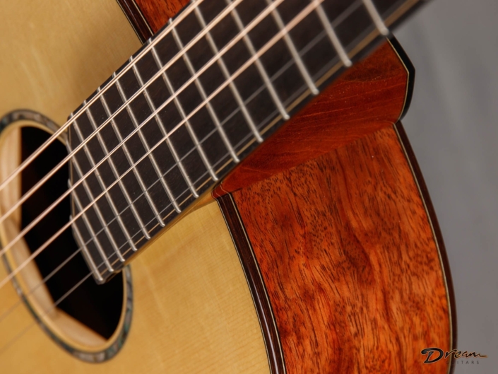 2015 Matsuda Parlor, Bubinga/Bearclaw Spruce - Dream Guitars