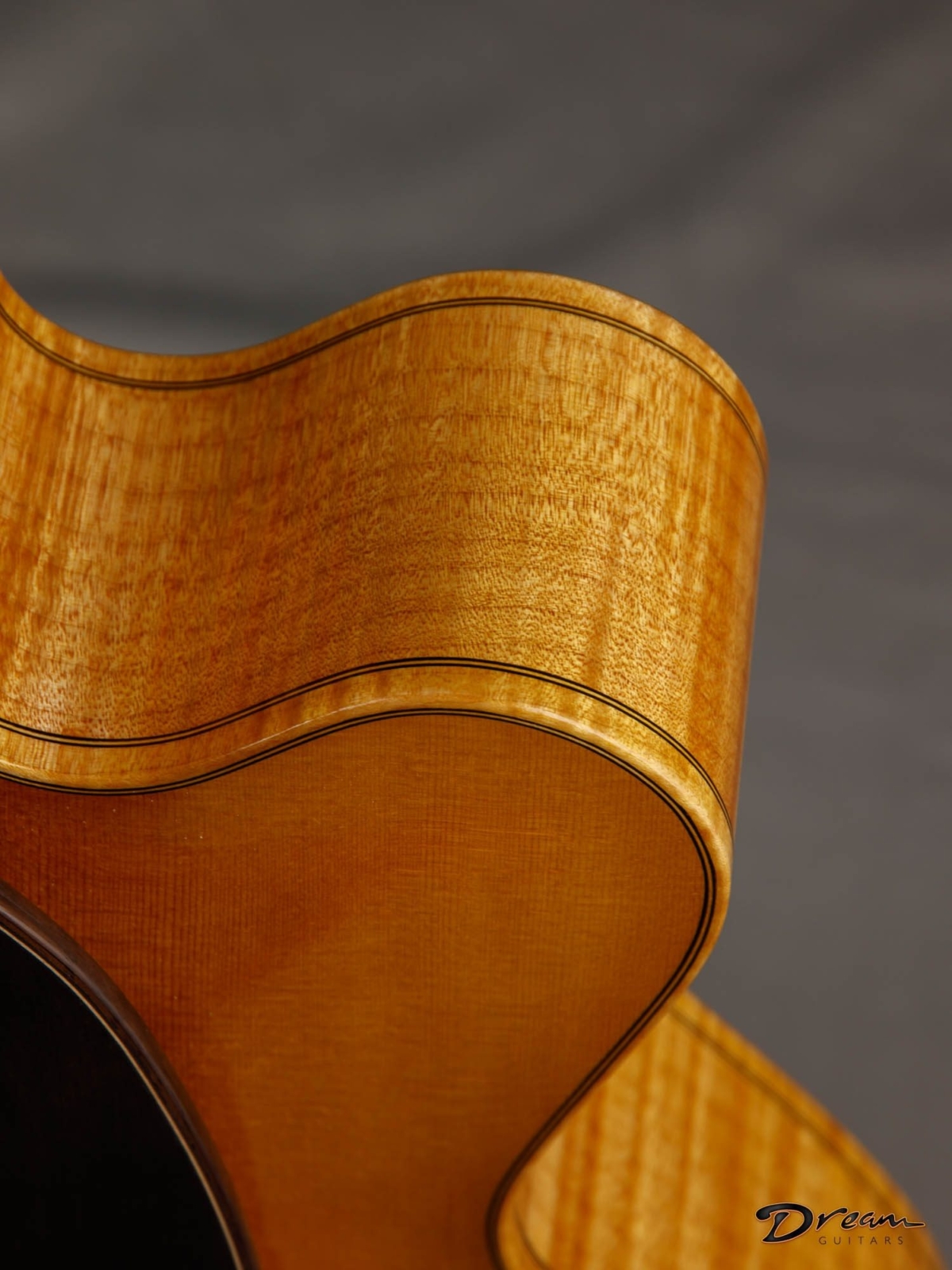 2015 Tom Bills Cremona 16", Curly Maple/Sitka Spruce - Dream Guitars