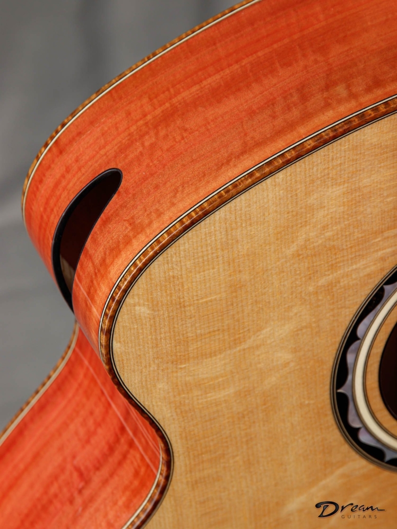 Brand New Klein 457 Big Pink, Pink Ivory/Sitka Spruce - Dream Guitars