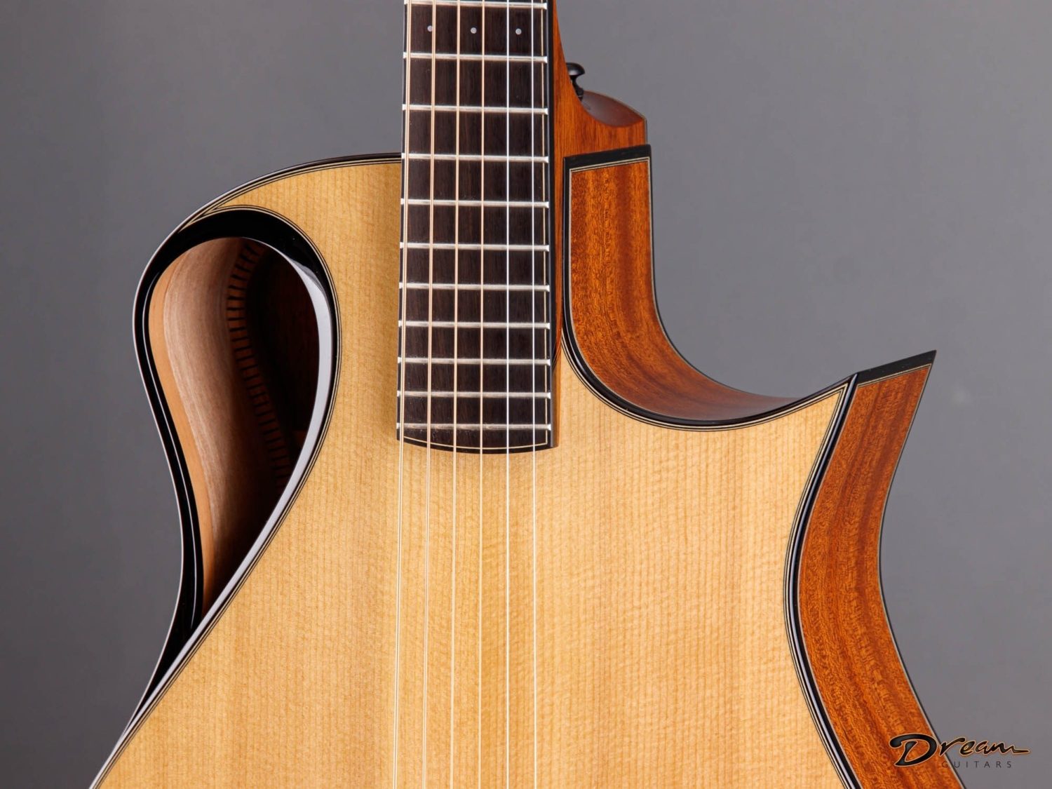 2021 Wilborn Nautilus, Mahogany/Sitka Spruce - Dream Guitars