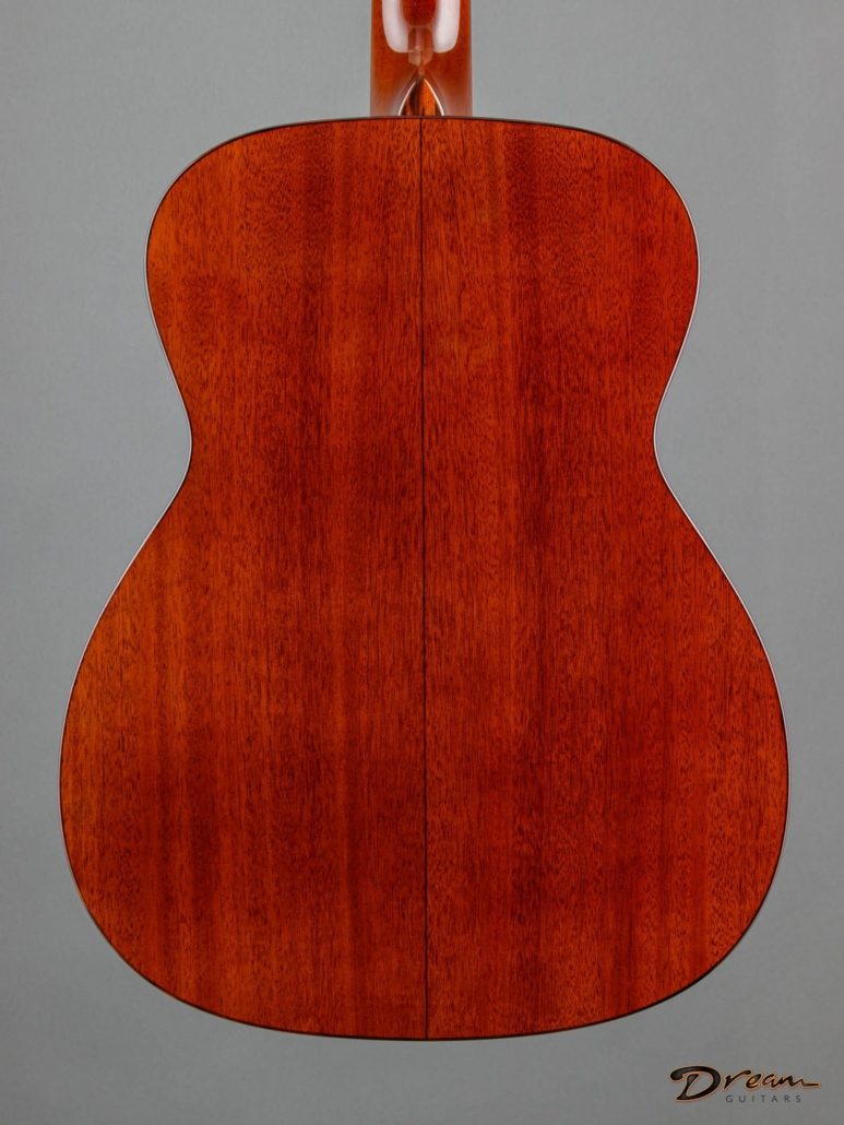 Brand New Brondel "The 18," Honduran Mahogany/Adirondack Spruce - Dream Guitars