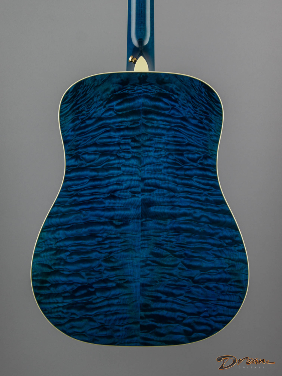 2001 Taylor "Living Jewels," Maple/Spruce Like Taylor Swift's - Dream Guitars