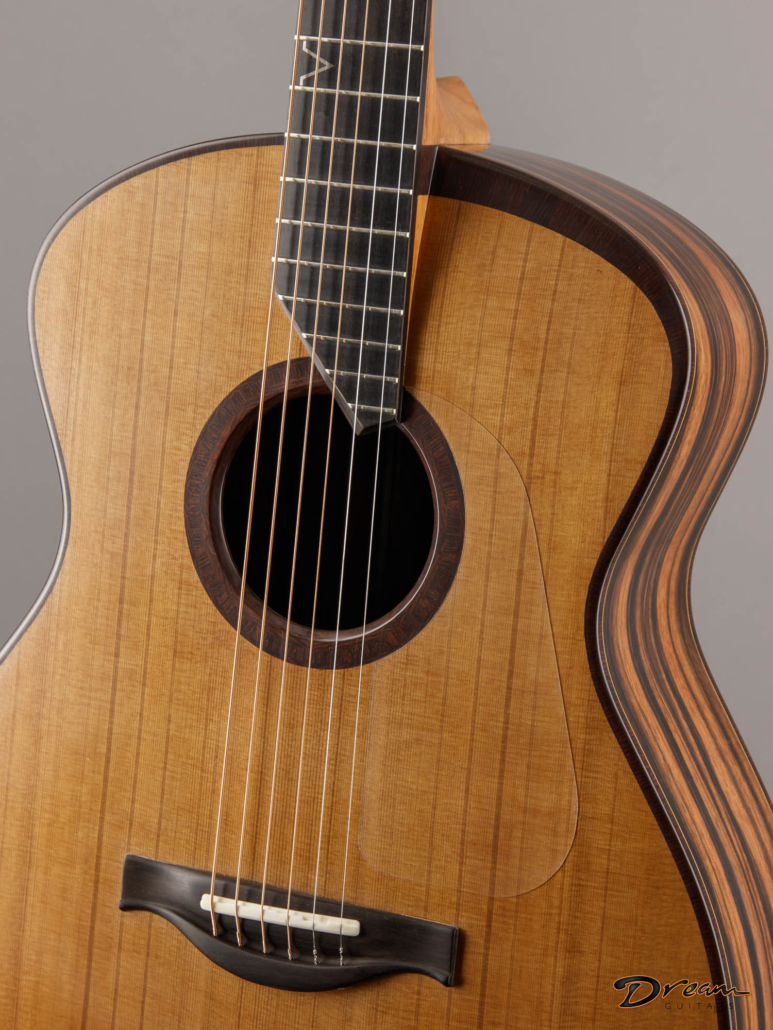 Brand New de Wit 15", Macassar Ebony/Sinker Red Cedar - Dream Guitars