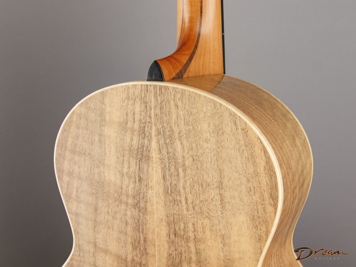 2019 Lowden S-35 W, All Figured Walnut - Dream Guitars