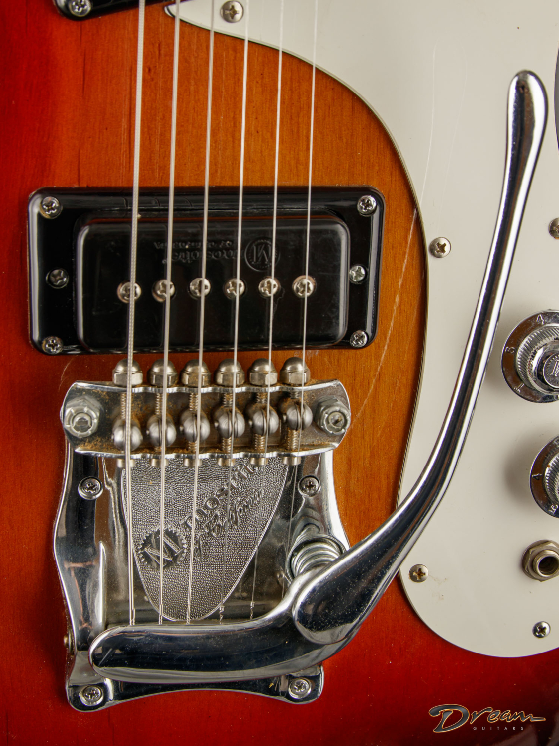 1984 Mosrite Ventures Model - Dream Guitars